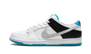 nike mens sb dunk low bq6817 101 laser blue - size 10.5