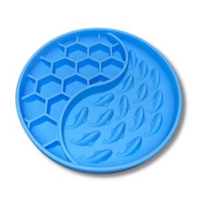 silicone slow feeder dog bowl, for medium/large size dogs, anti-slip bowl, food grade, dishwasher safe, hex/fish design (blue)