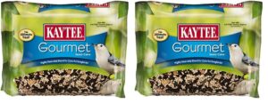 kaytee wild bird gourmet seed cake for cardinals, chickadees, juncos, titmice, woodpeckers and more, 2 pounds (pack of 2)