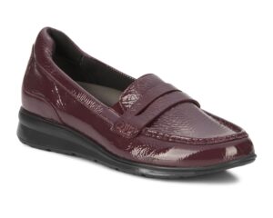 ros hommerson women's dannon comfortable & supportive penny loafer berry crinkle patent 7.5 us x-wide (ww 2e)