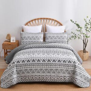 djy boho quilt set king size, 3 pieces grey white striped geometric bedspread coverlet set with 2 pillowcases soft lightweight microfiber bohemian quilt bedding set for all season 103"x90"