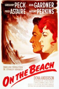 posterazzi on the beach from left: gregory peck ava gardner on french art 1959 (onthebea-02fr1) movie masterprint poster print, (11 x 17)